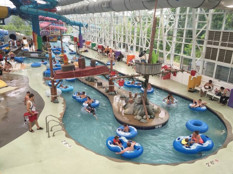 6 Best Indoor Water Parks in New York