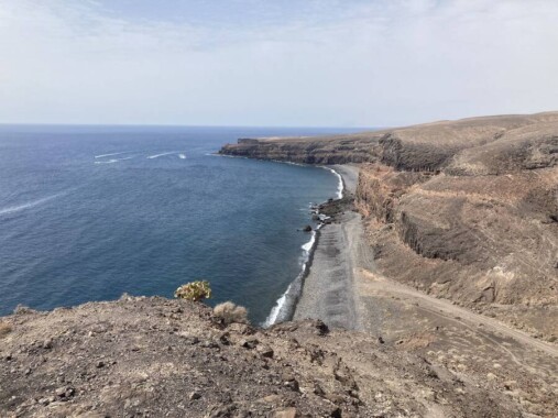 10 Best Hikes in Lanzarote + Trail Map